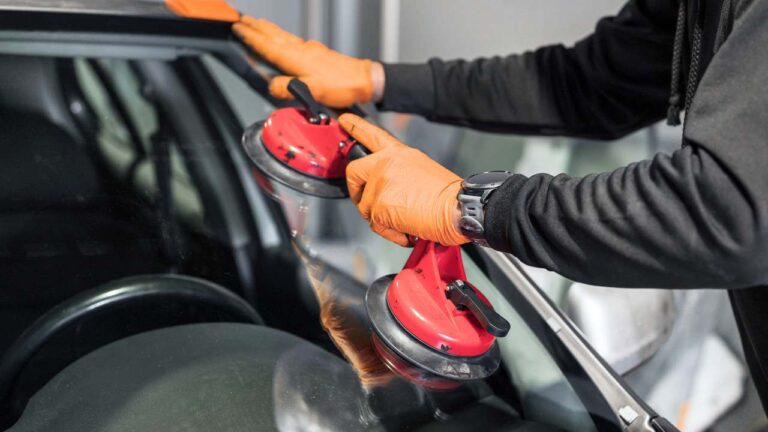 Windshield Replacement Guide: Costs, Insurance & Legal Tips